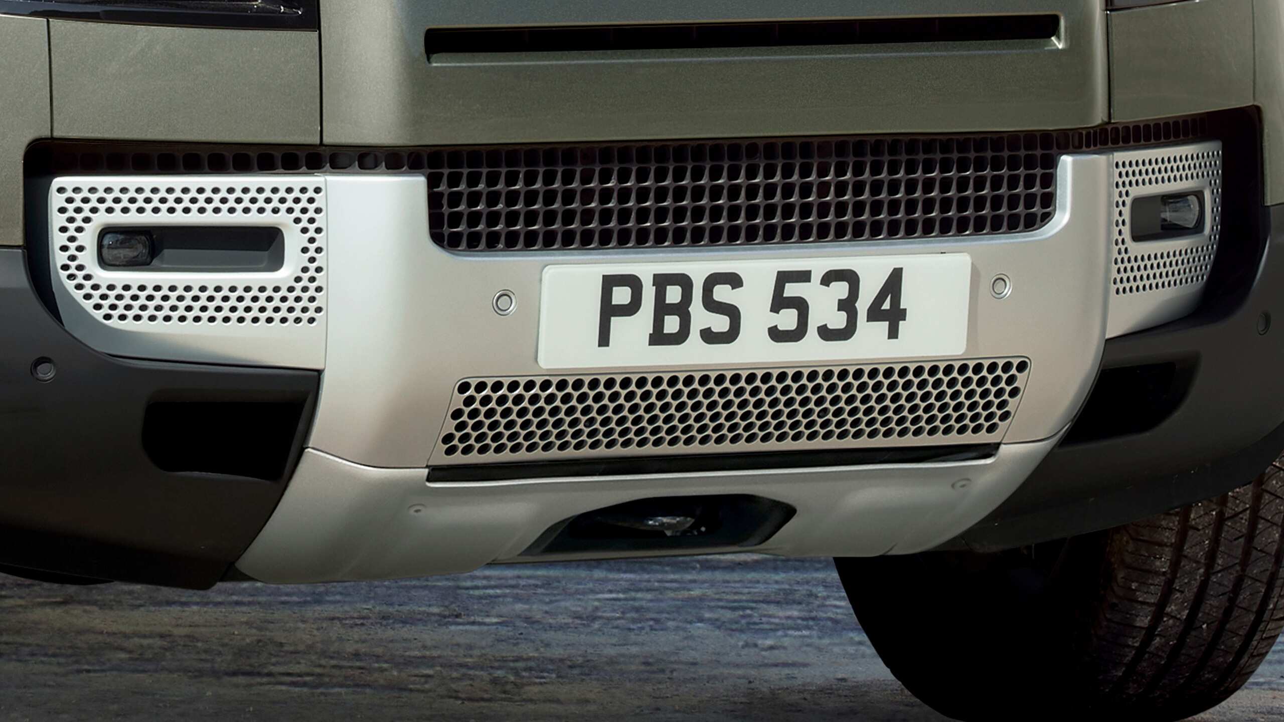 Land Rover Defender | Accessory Packs | Land Rover