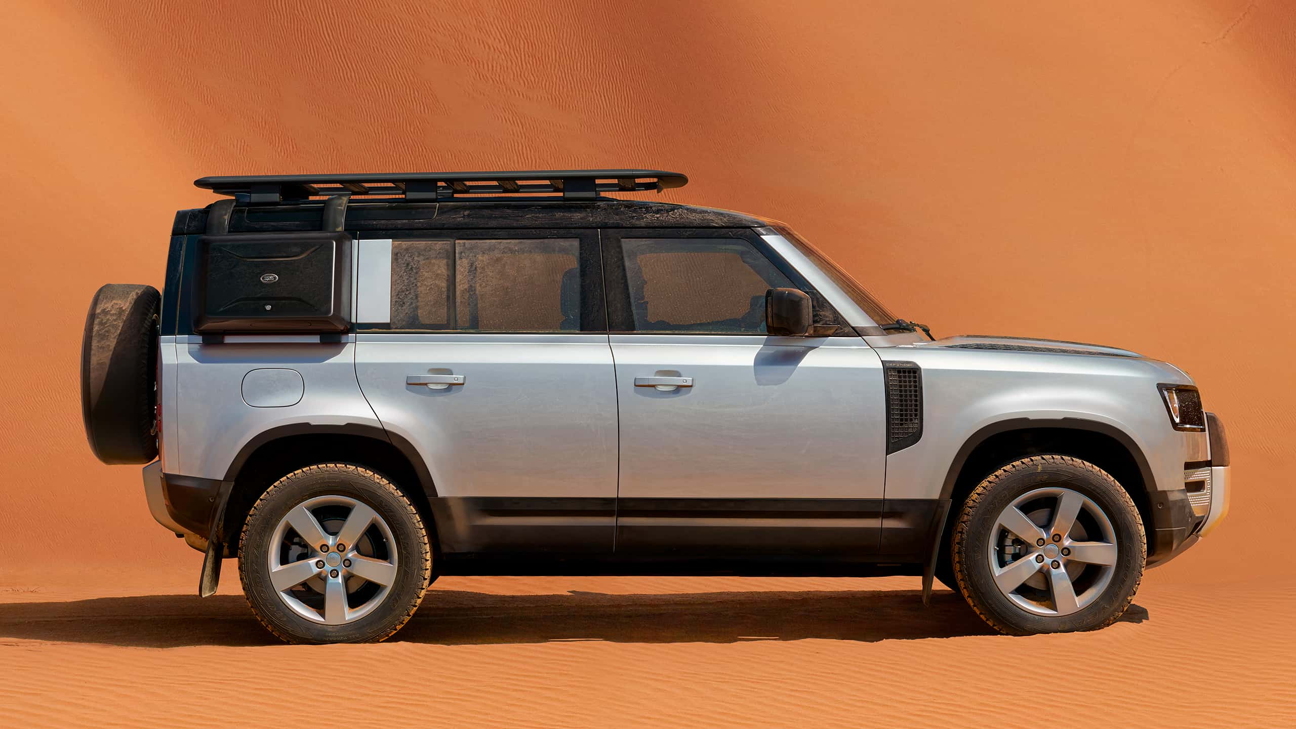 Defender 2025 Options & Accessories | Accessory Packs | Defender