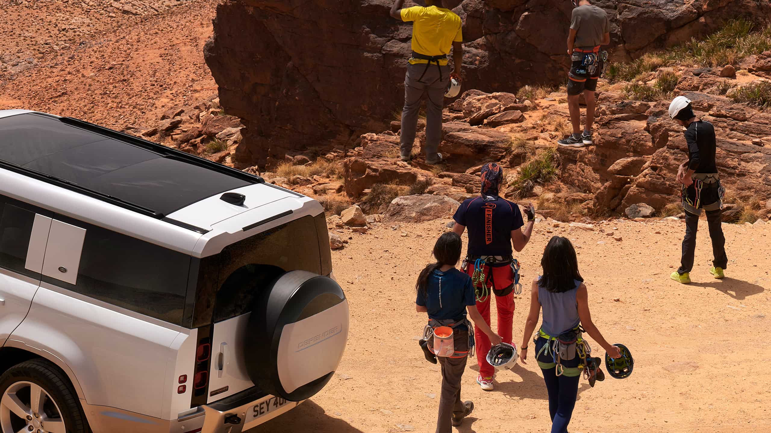 Search & Rescue | Defender Service Awards | Land Rover USA