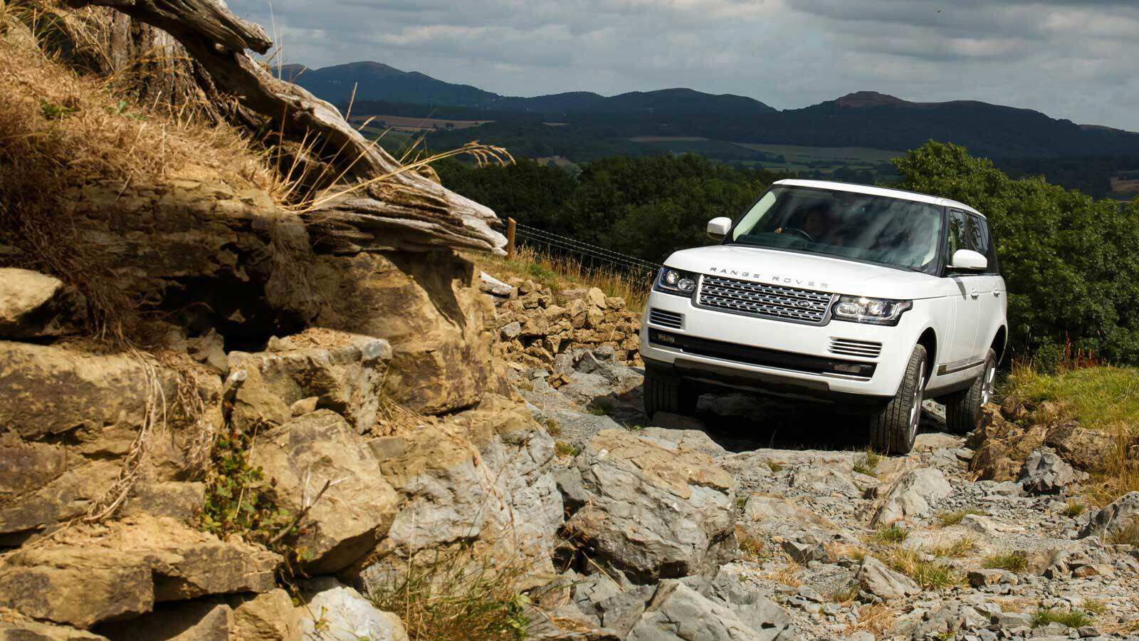 Off-Road Driving Experience & Sponsorships - Land Rover