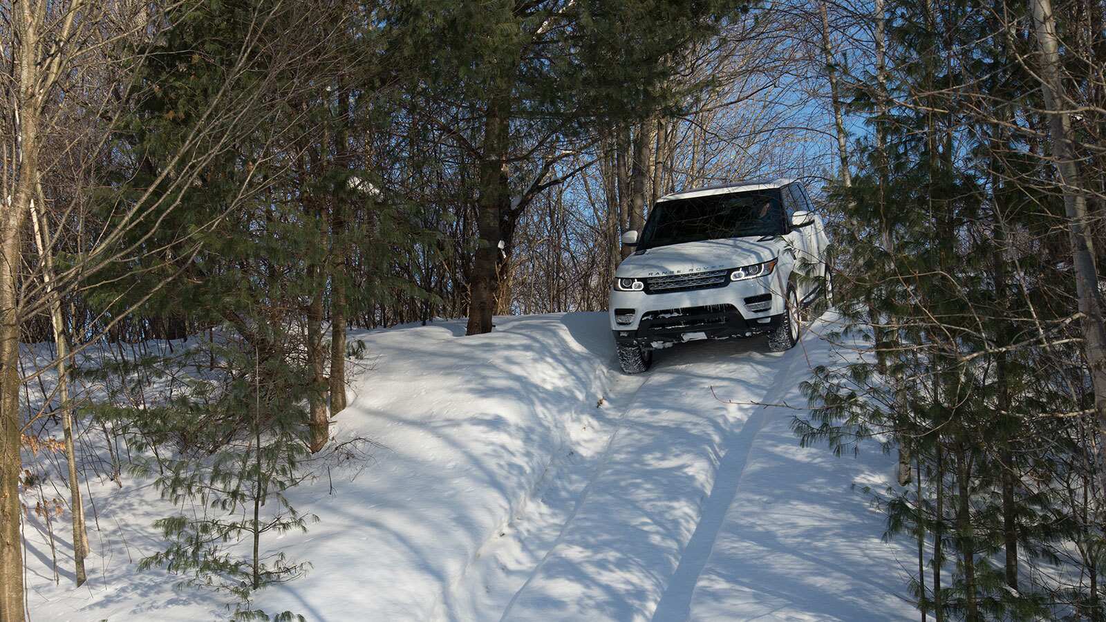 Winter Driving - How To Tackle Snow and Ice | Land Rover USA
